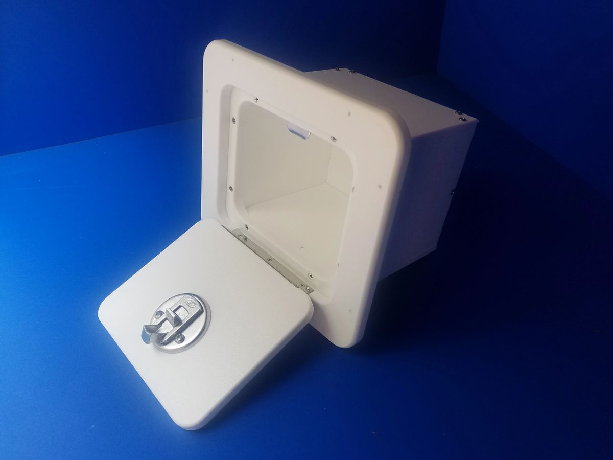 Boston Whaler Dauntless Glove Box 9 00 W X 9 00 H X 9 00 D