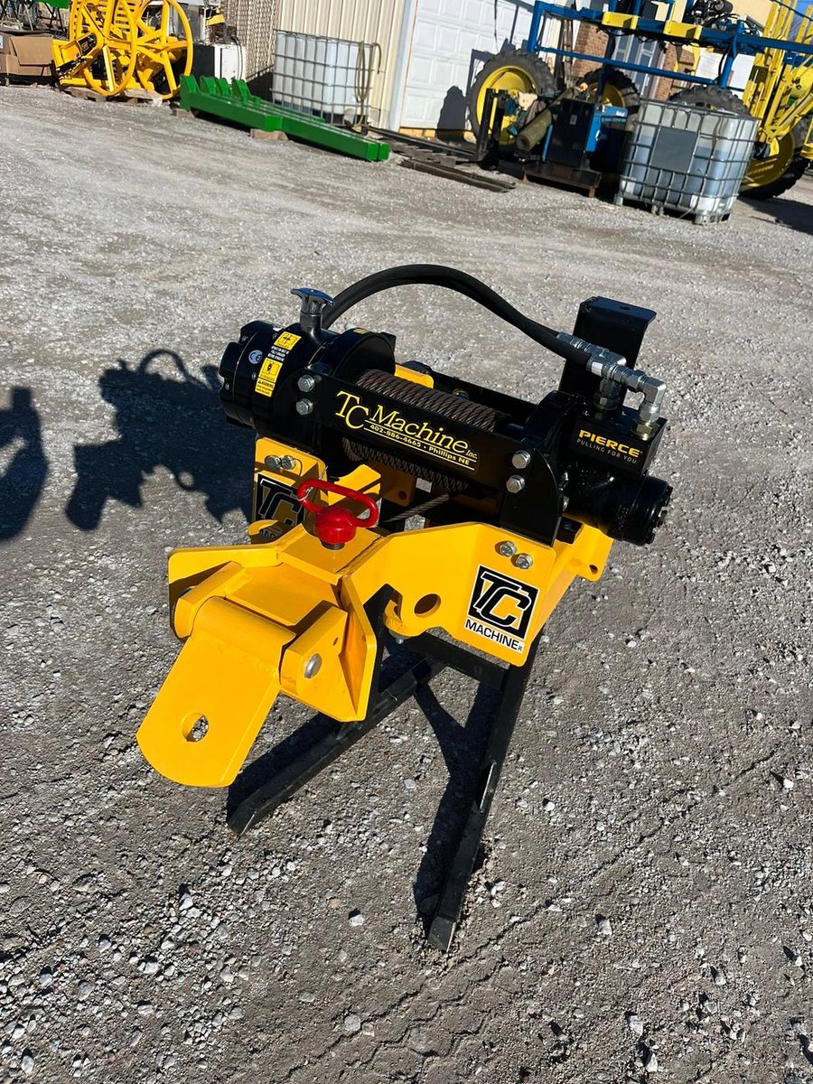 NH3 HYDRAULIC RETRIEVER WINCH/HITCH COMBO