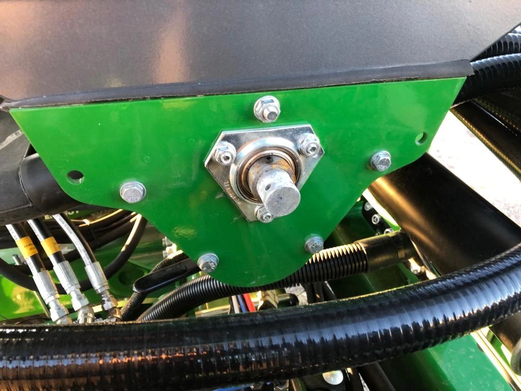 TC MACHINE STEEL MANIFOLD END PLATE