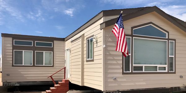 overlandparkmodels.com - Cavco Park Models - Phoenix, Arizona