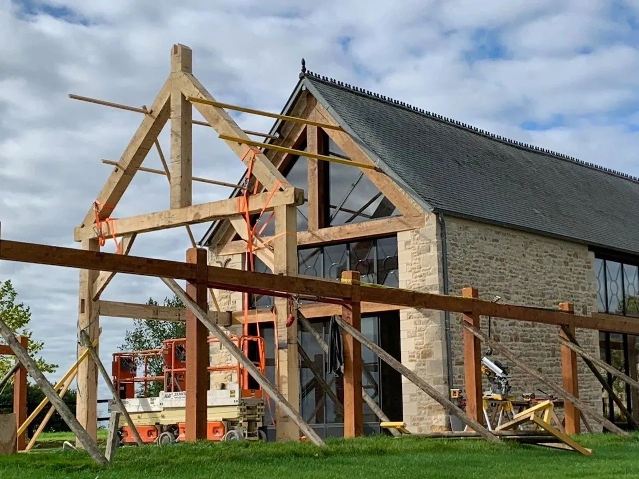 Timber Craftsmanship at Unique Timber Construct