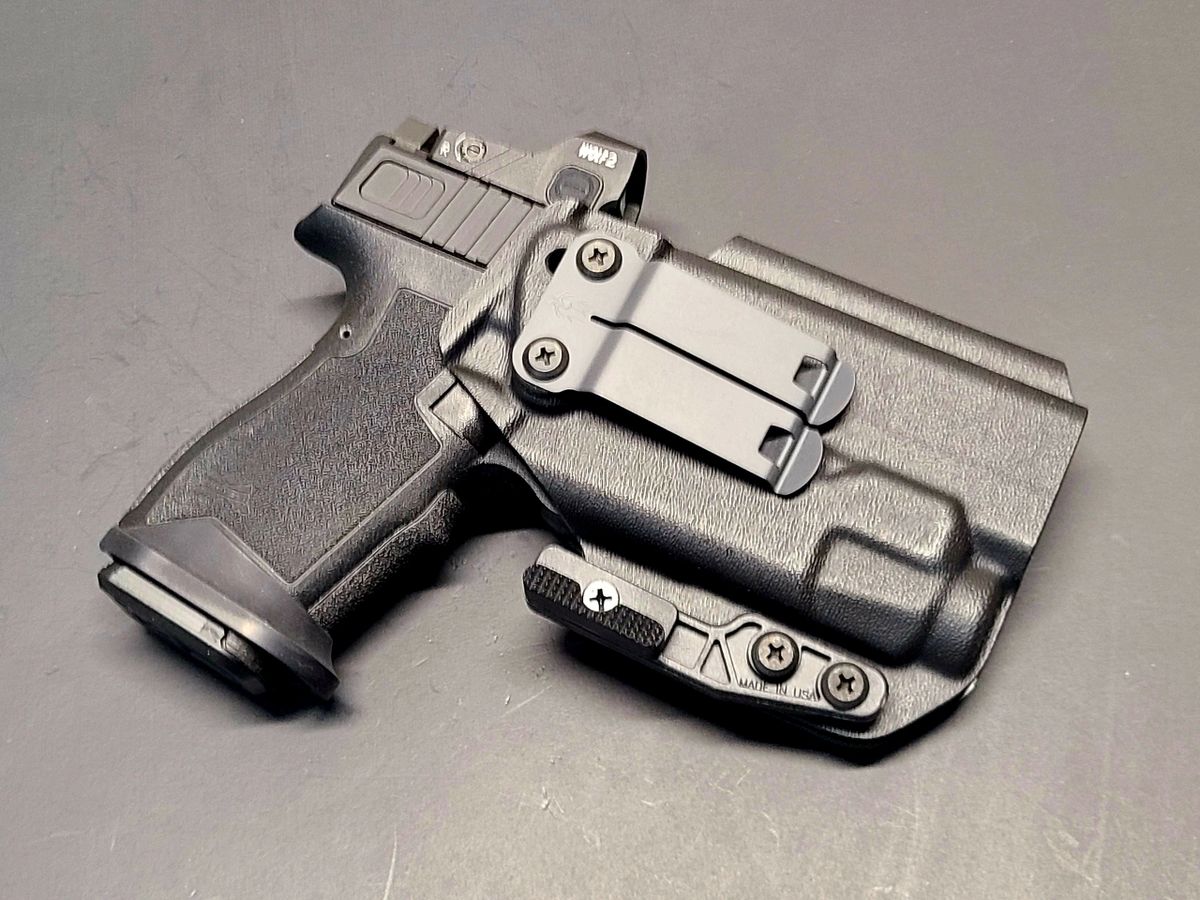 PSA Dagger Compact / Full Size w/ Streamlight TLR-7/7A/7X (IWB Holster)