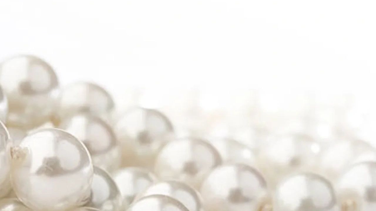 Upsilon Eta Omega Chapter AKA