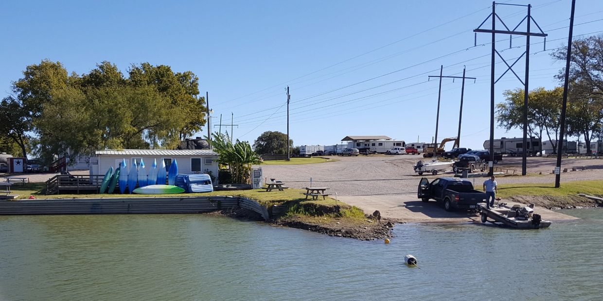 Sunset Cove Marina, Rv Park and Grill
