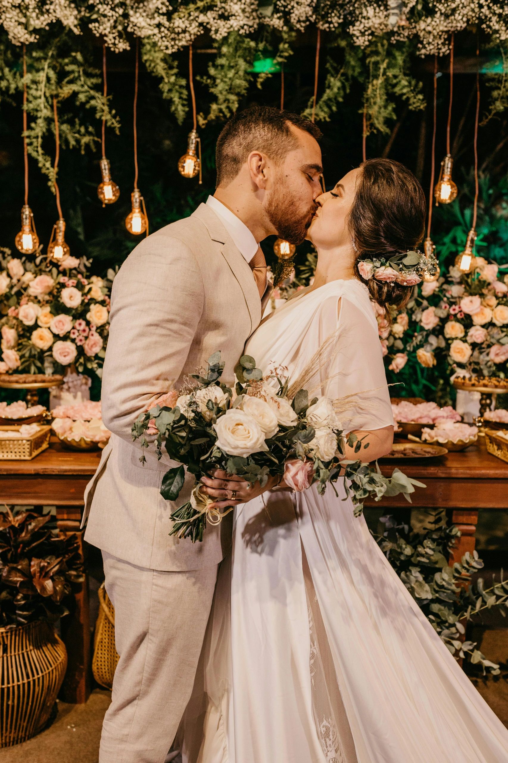 2025 Destination Wedding Trends You NEED TO KNOW!