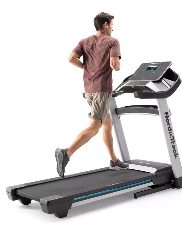Pro-Form ZT10 Treadmill (Dunham's Sports) | atelier-yuwa.ciao.jp