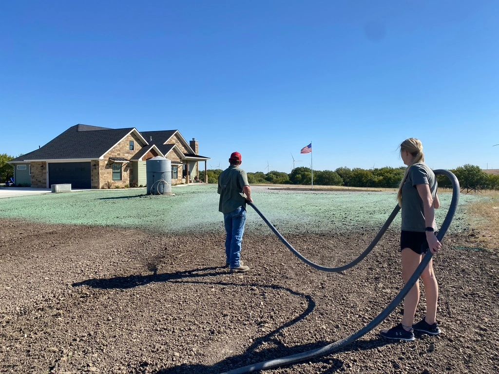 Grow Green Hydroseeding
