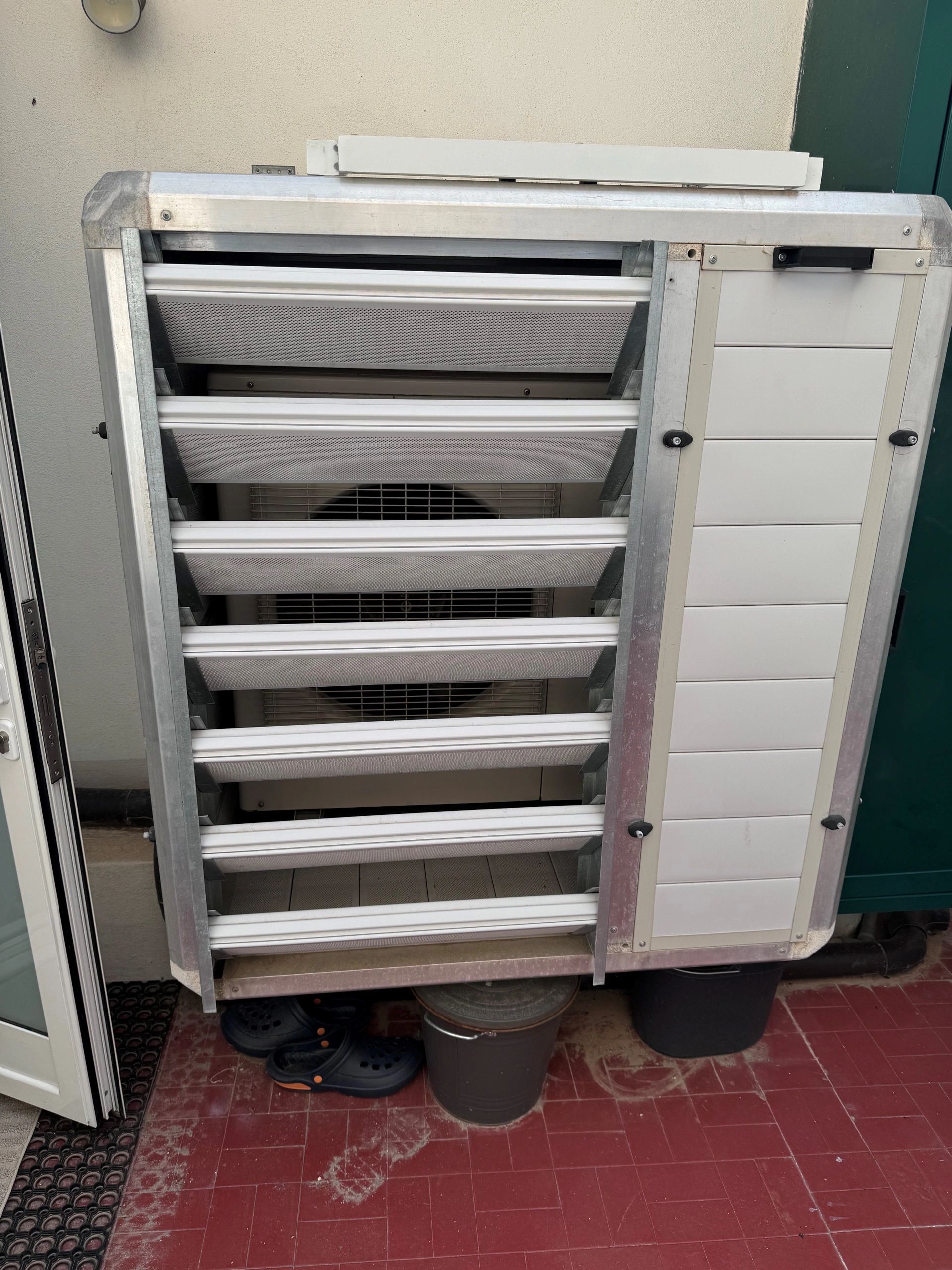 ASHP acoustic attenuation