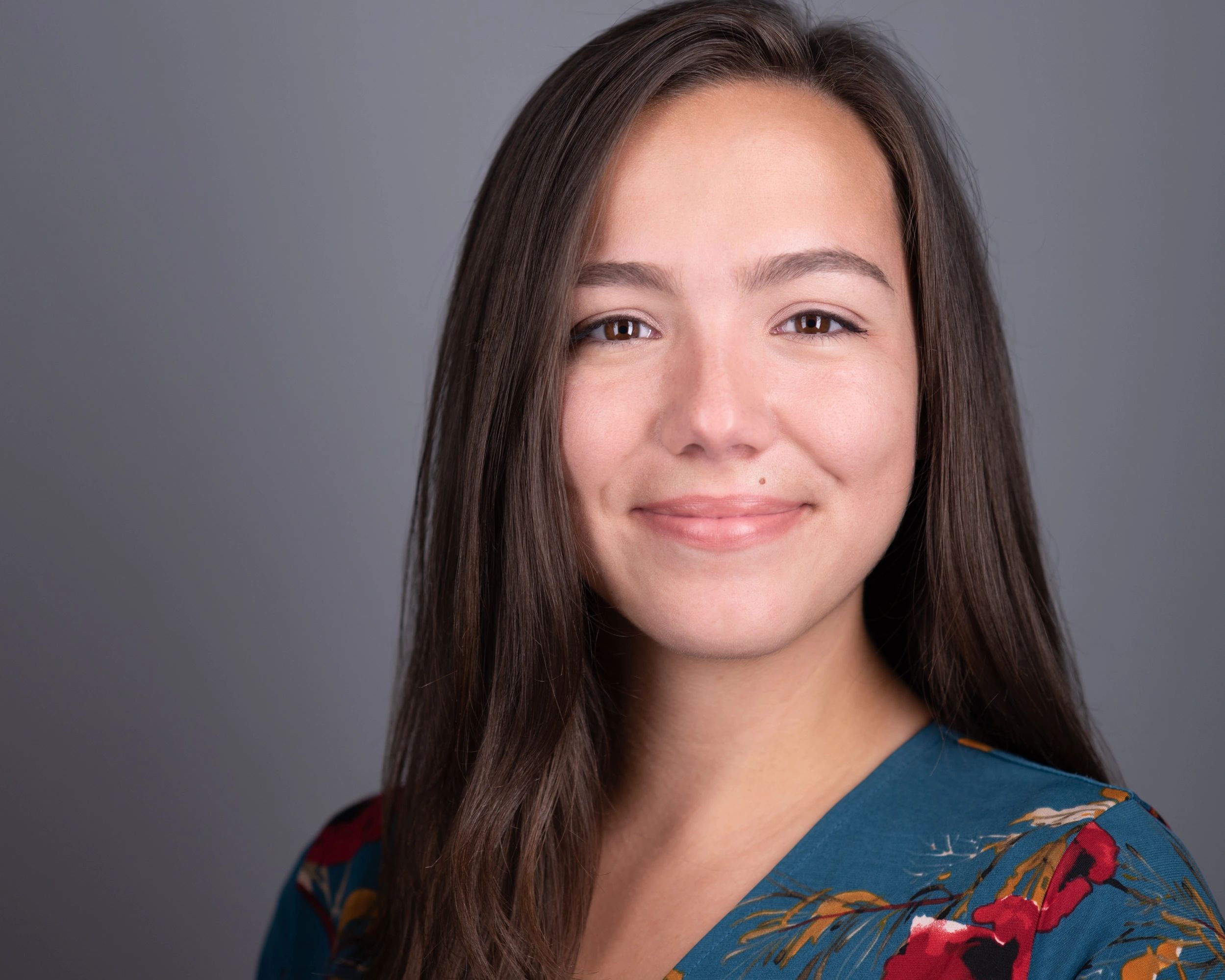 Headshots are cropped right above the shoulders for a reason!