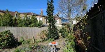 Secret Garden | Du Cane Court Balham