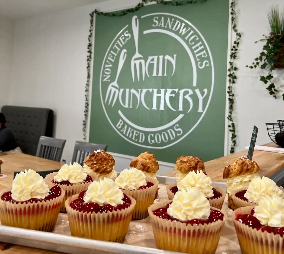 Delicious Specialty Sandwiches at Main Munchery