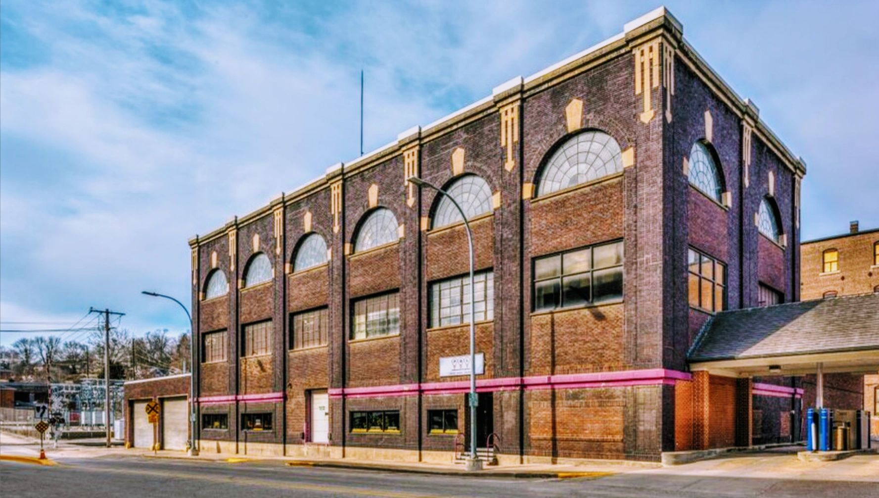 Warehouse For Lease at 115 N 4TH Street