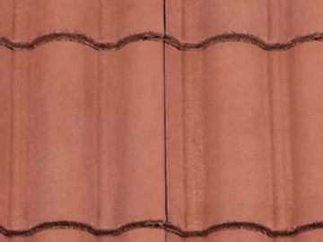 Low pitch roof tiles