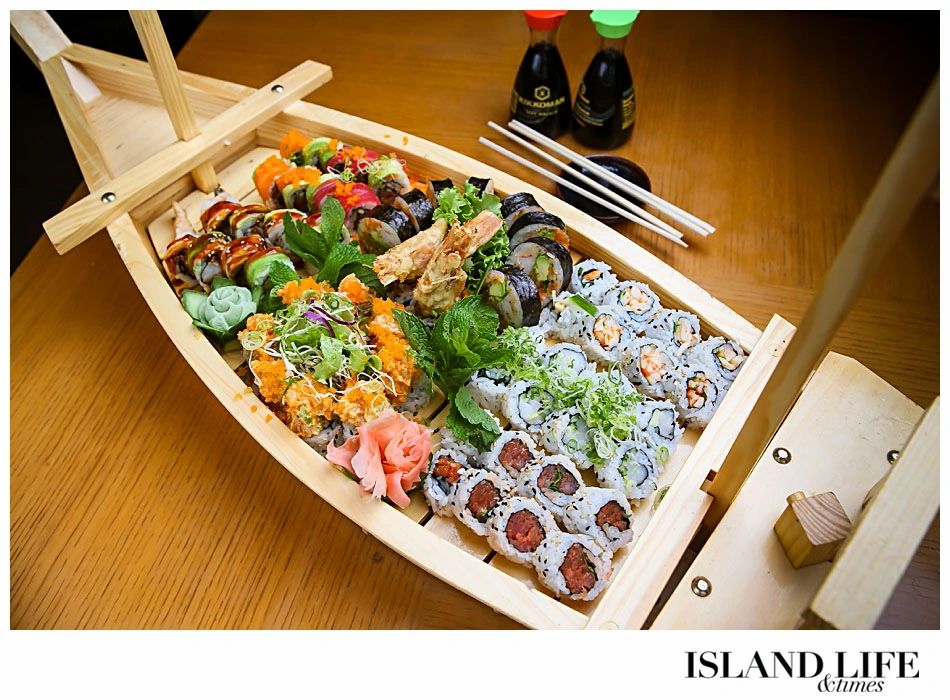 Yoshis Sushi - Sushi, Restaurant, Japanese