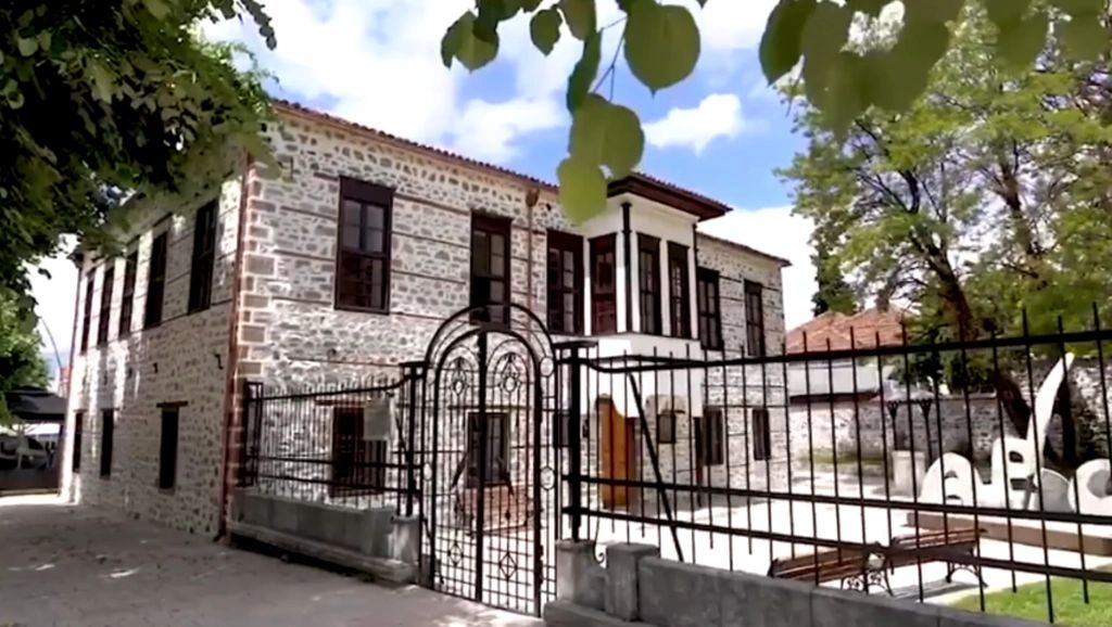 Pse e kuptojmë më mirë "Mësonjëtoren" e Rilindjes Kombëtare