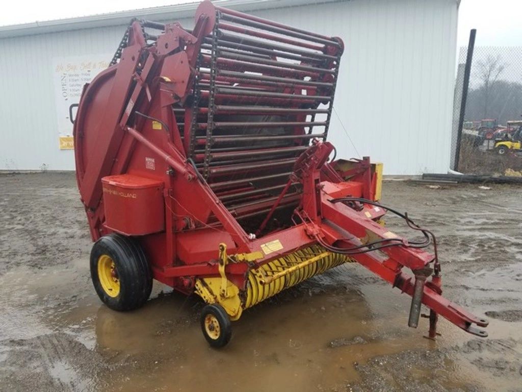 New Holland Round Baler