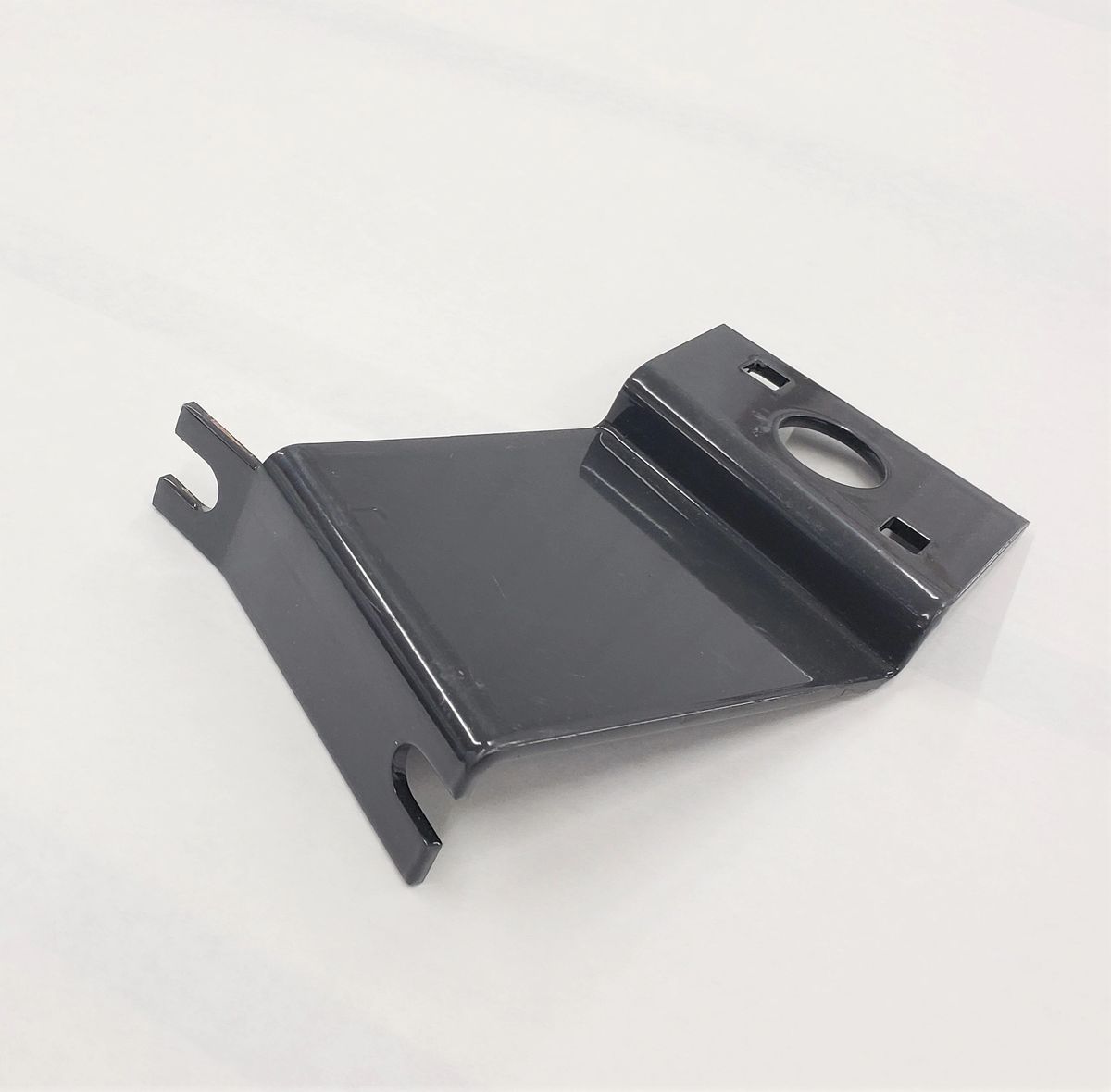 Bracket for throttle cables NH LS180.B-LT190.B L160 L170 L175 C175 L180 ...