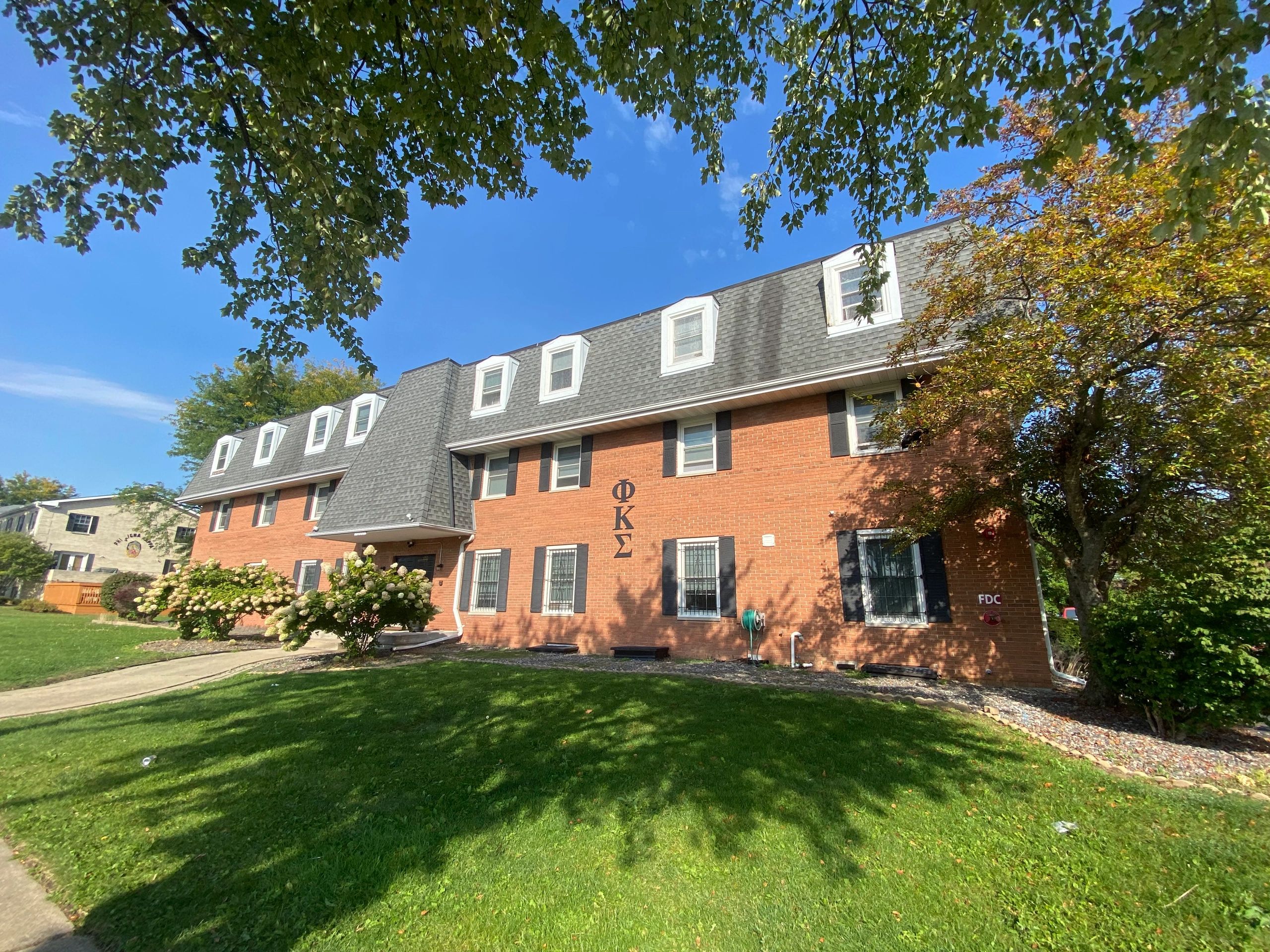 Phi Kappa Sigma: Beta Lambda