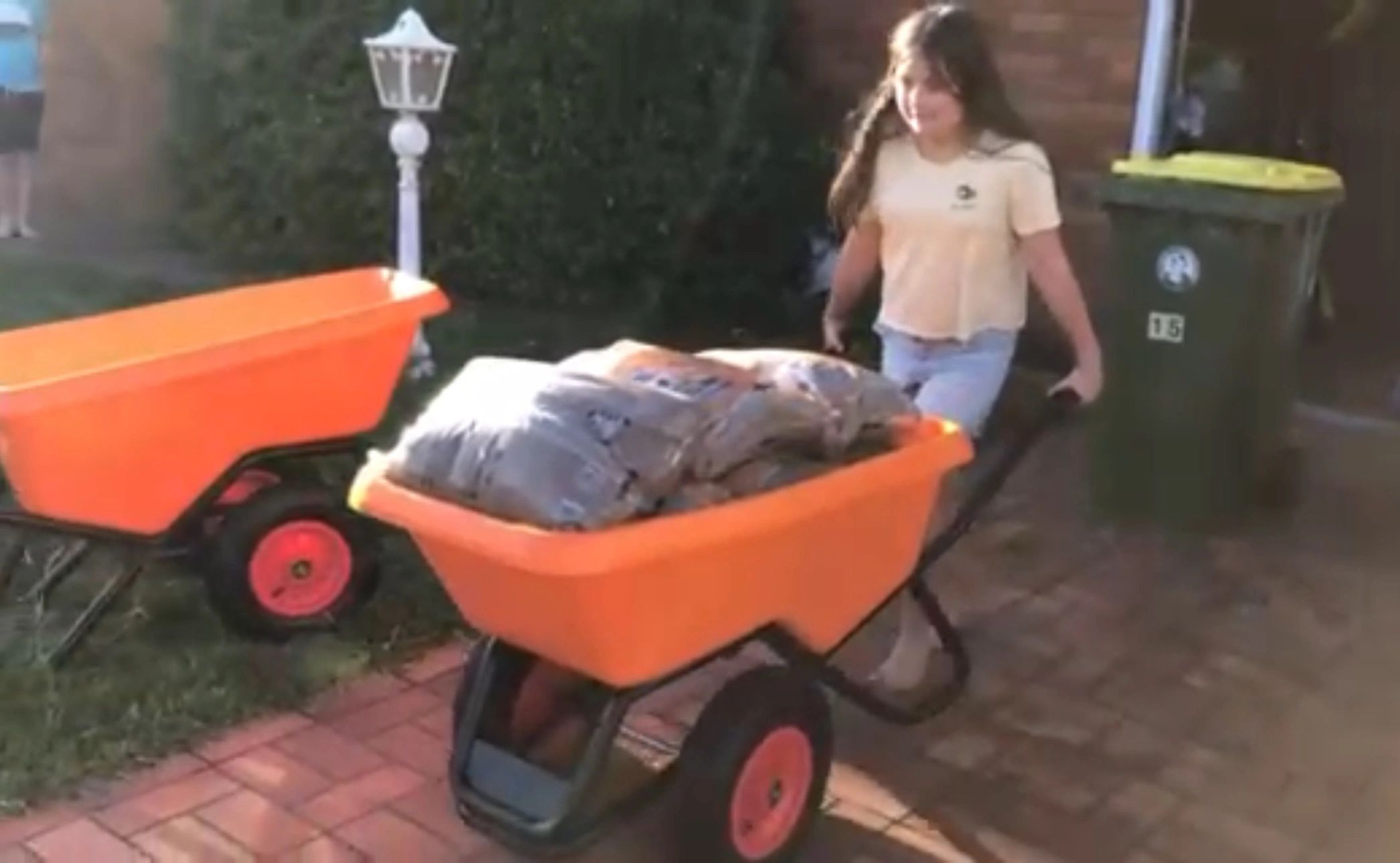 EASYBARROW