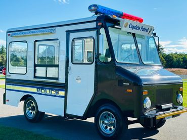 Copsicle ice cream trucks - We Build Ice Cream Trucks for Police ...