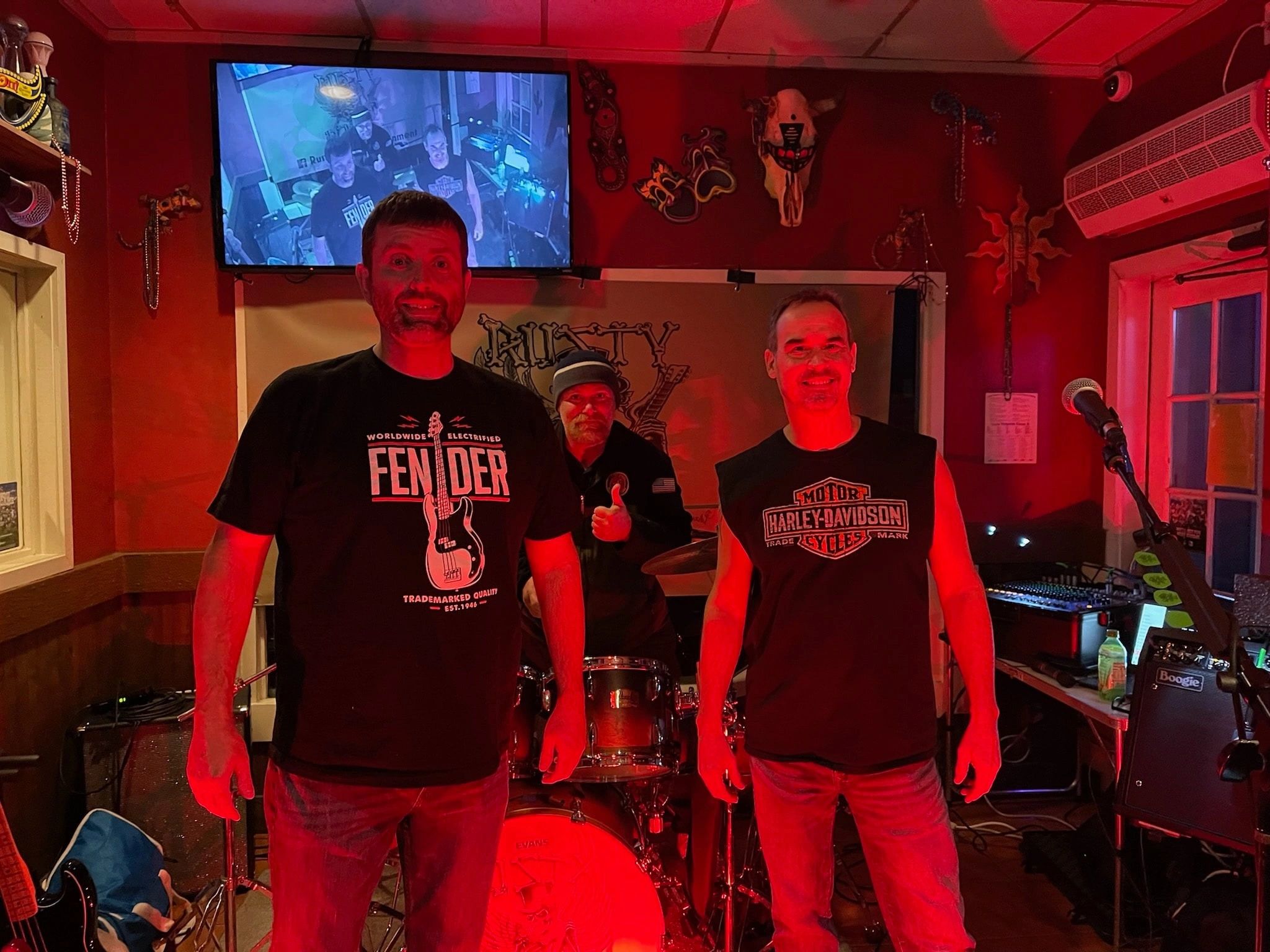 About | Rustybonesentertainment