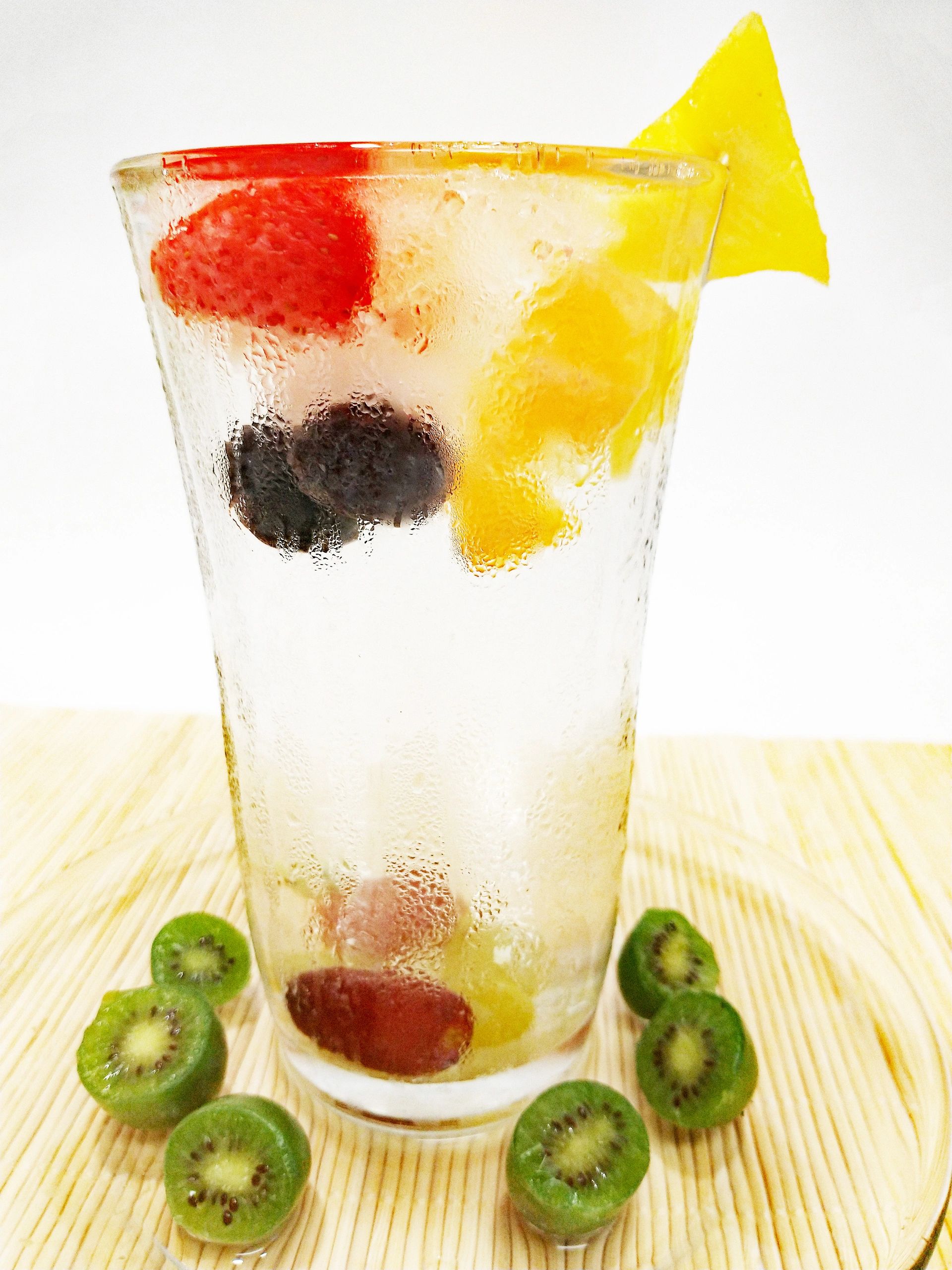 Mint Sparkling Water with Fruit Cocktail Ice Cubes