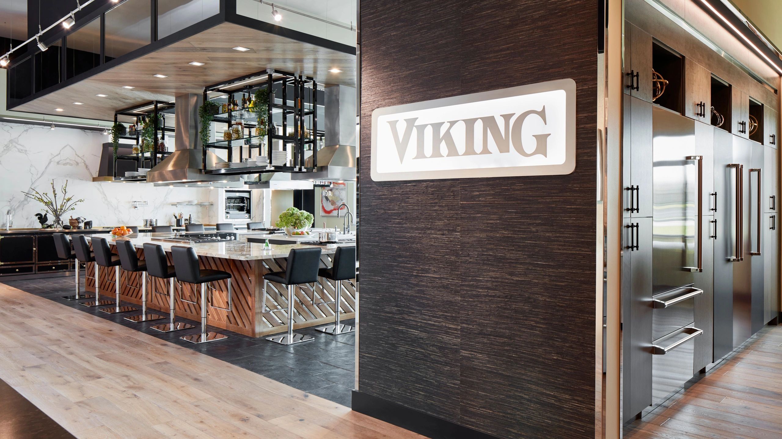 What a Viking Platinum Service Rating Means for Repairs