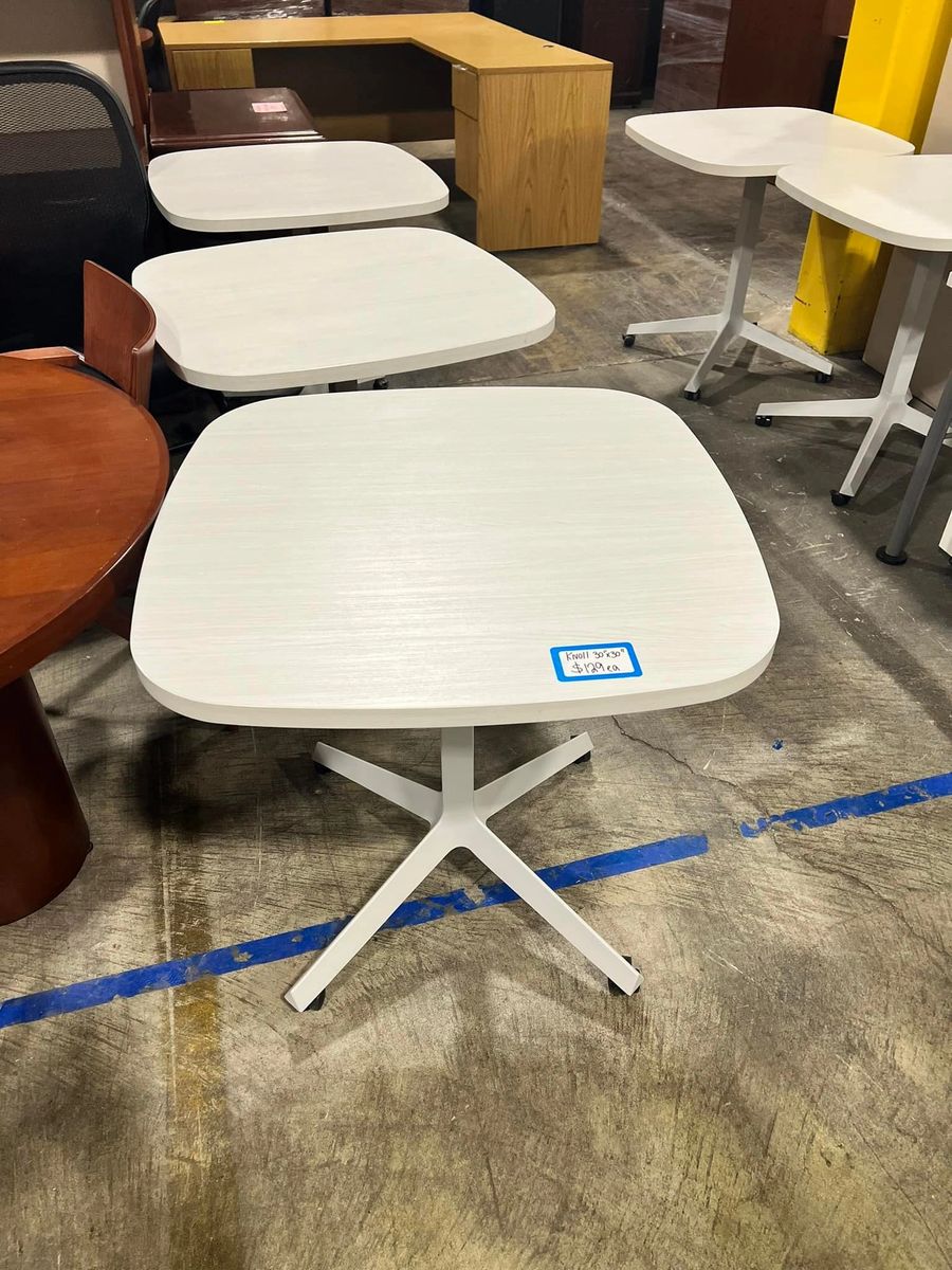 Knoll Mobile Cafe Tables