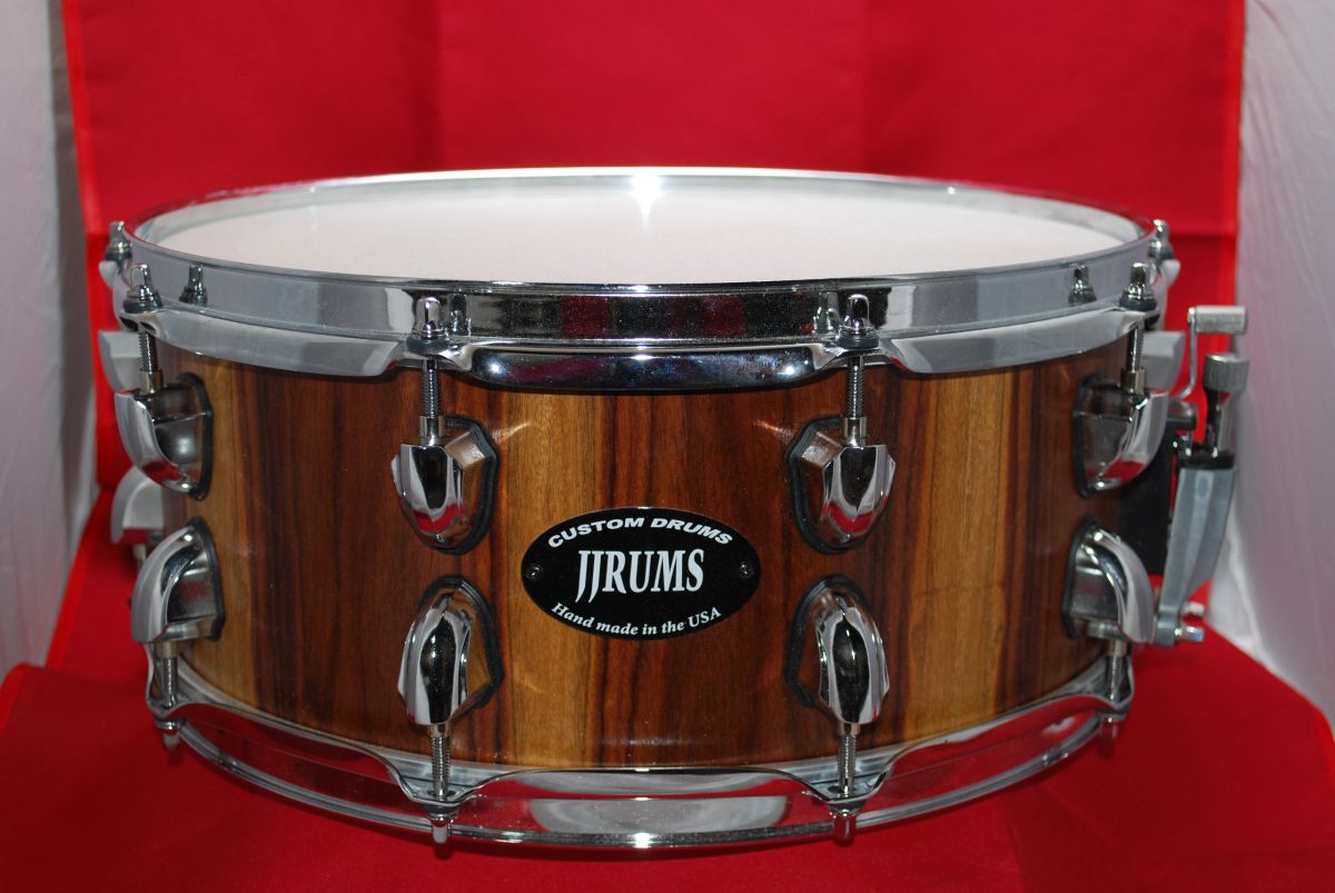 6 x 14-inch Santos rosewood shell (outer shell) and 8-ply Maple inner shell