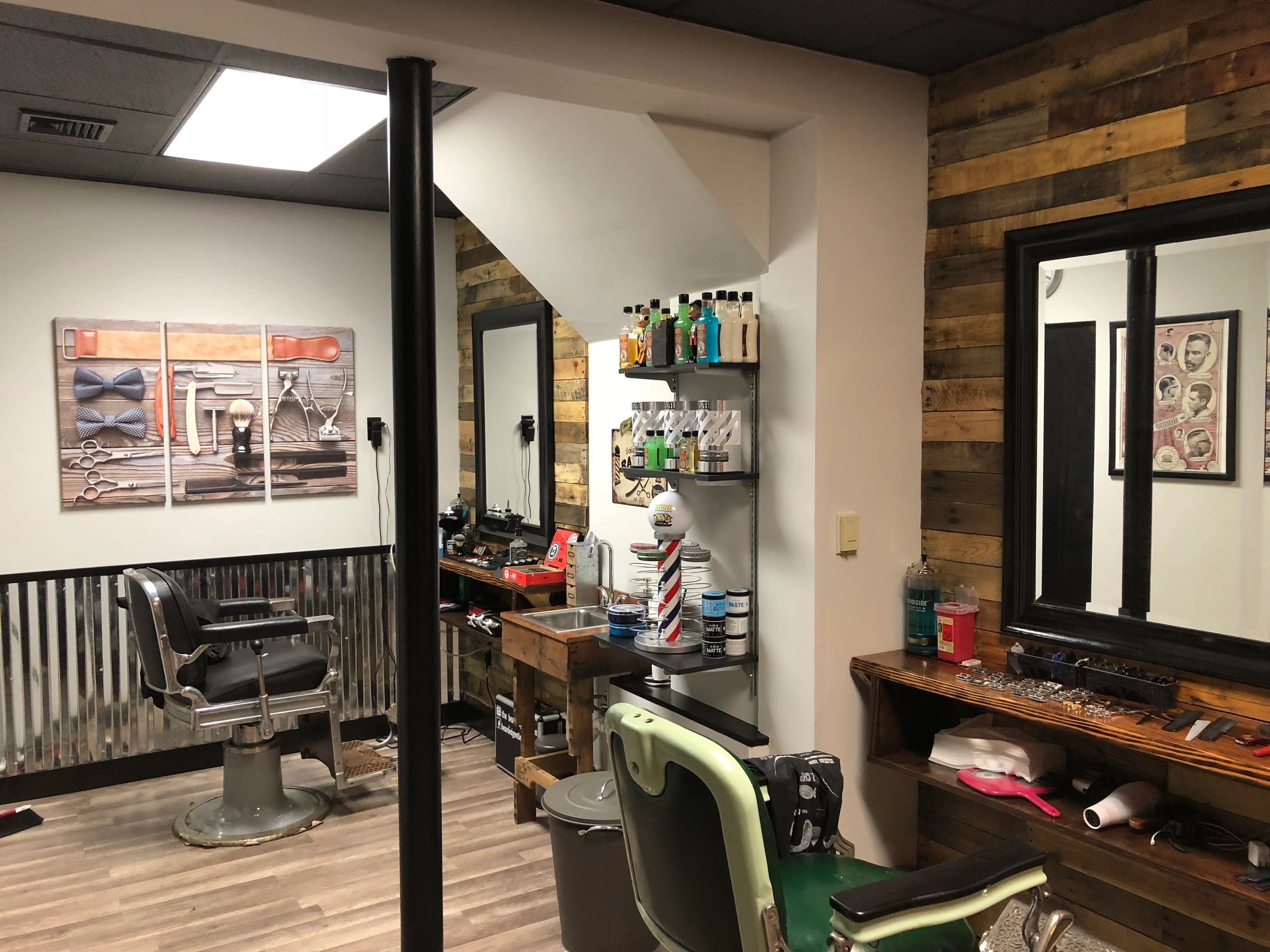 Barber Shop - Elmwood Barbershop