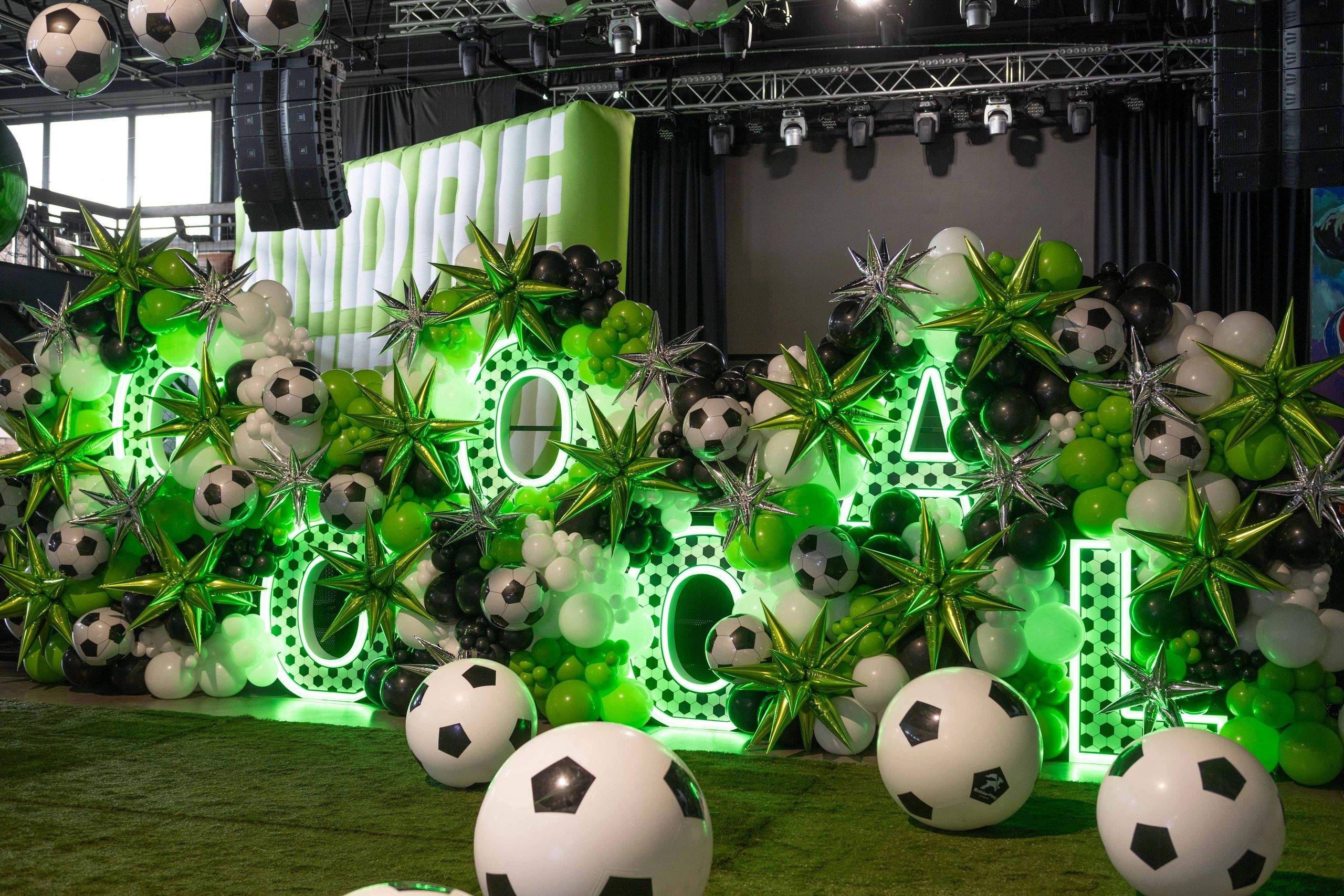Stellar Marquees: High-Quality Marquee LED Signs for Events