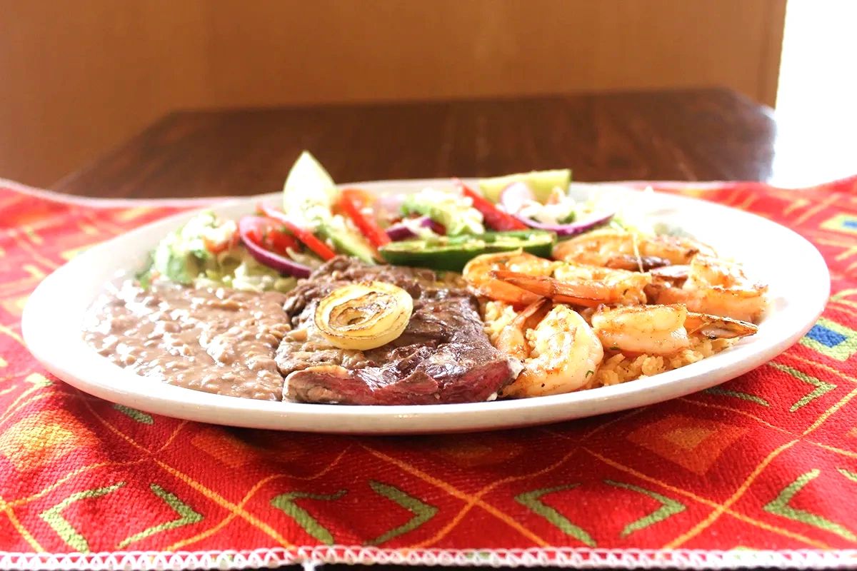 Cactus Grill │Mexican Restaurant - Home