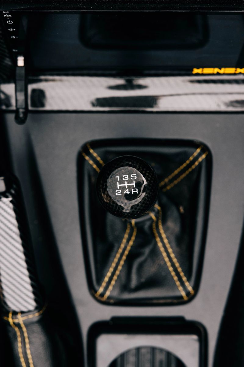 Carbon Fiber Shift Knob w/ embossed Miata 5-speed shift pattern