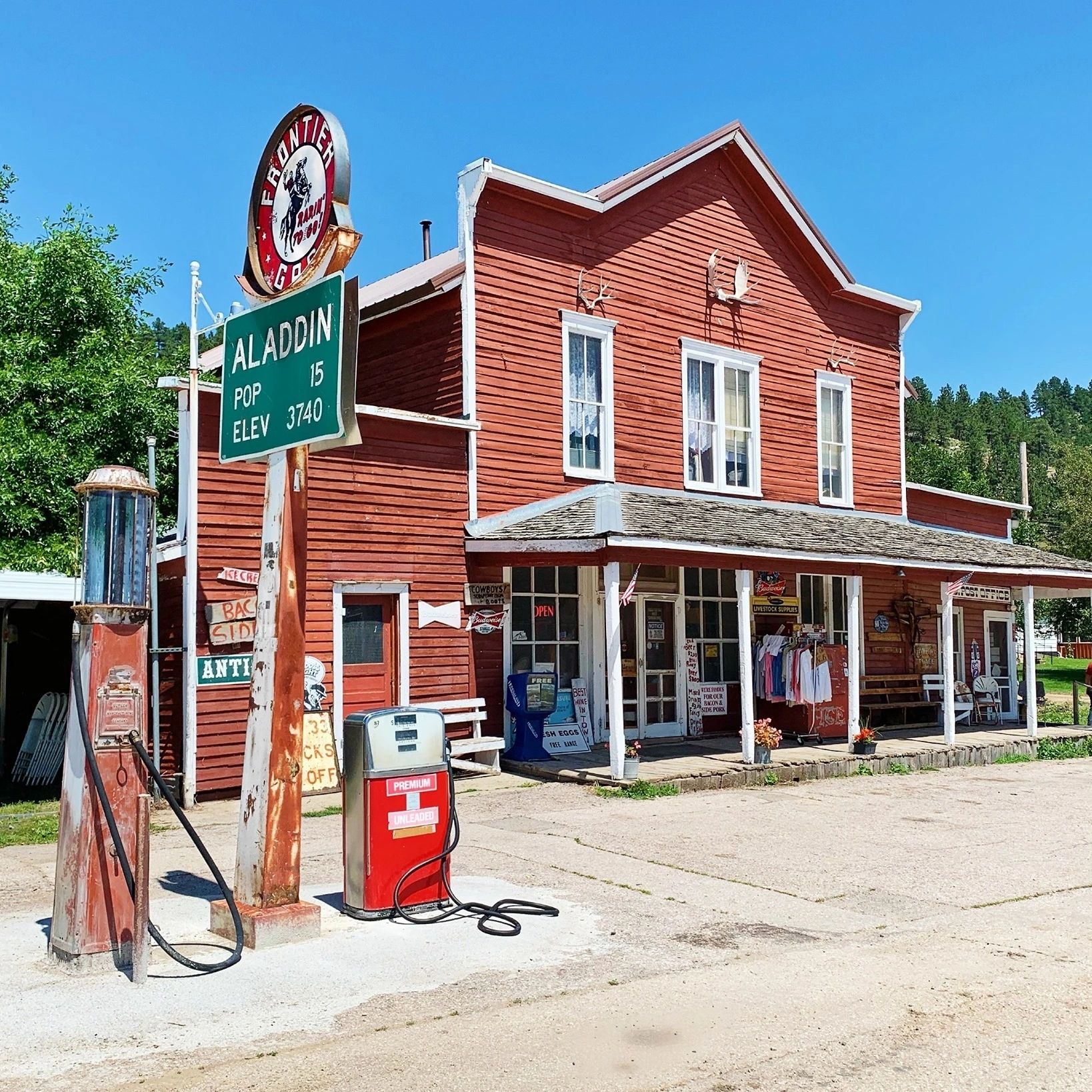 Aladdin General Store