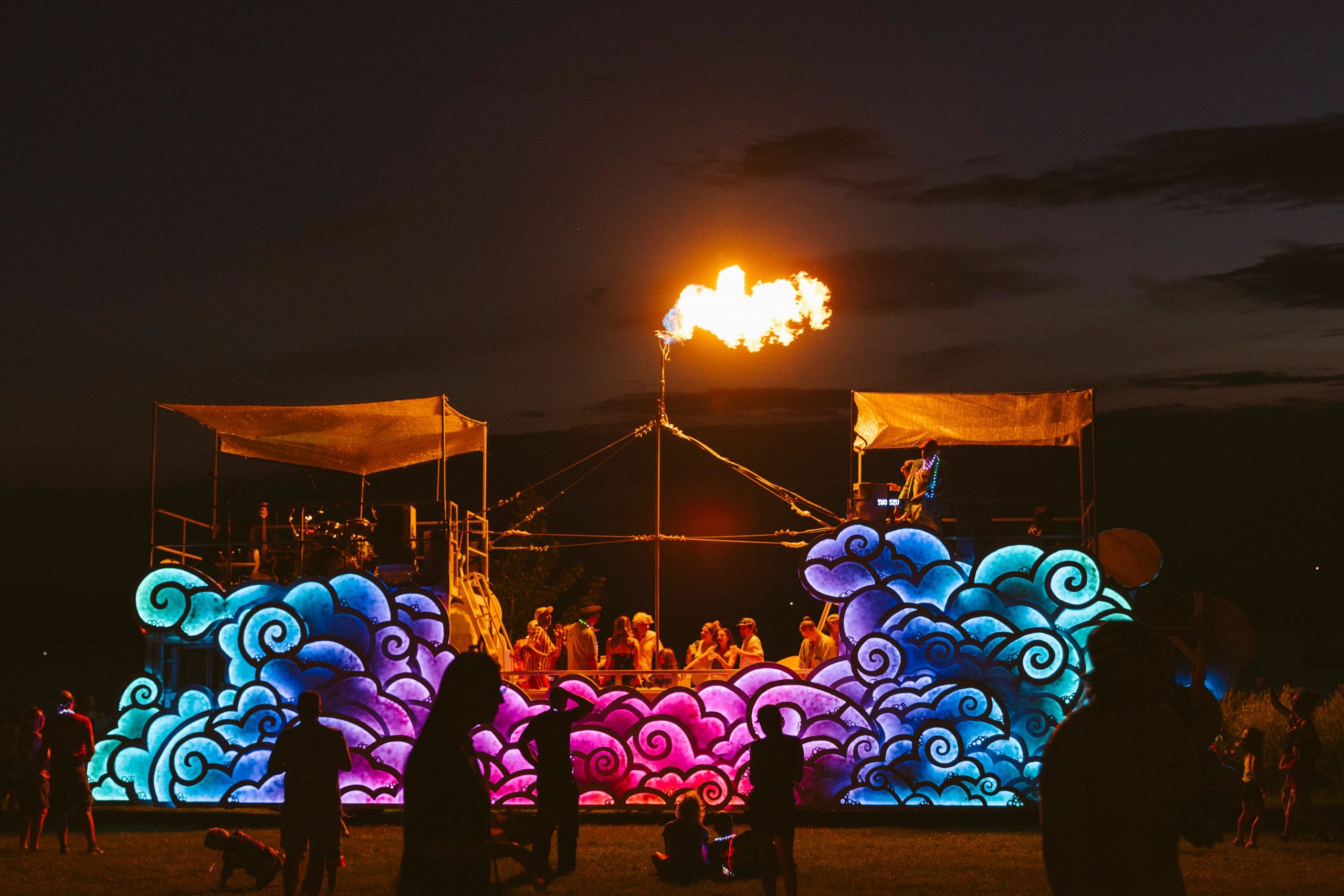 Book Fluffy for a Unforgettable Event Experience