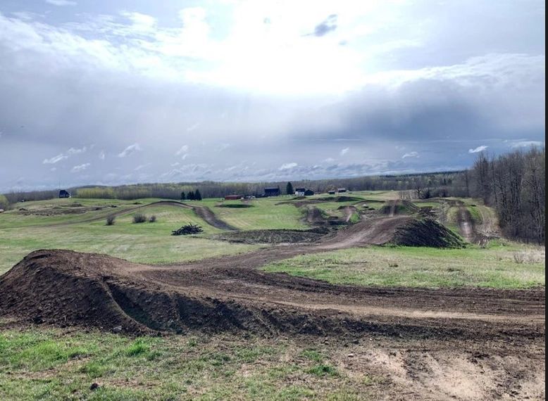 bumpmx.com - BUMP Motocross Track, Dirtbike Riding Trails