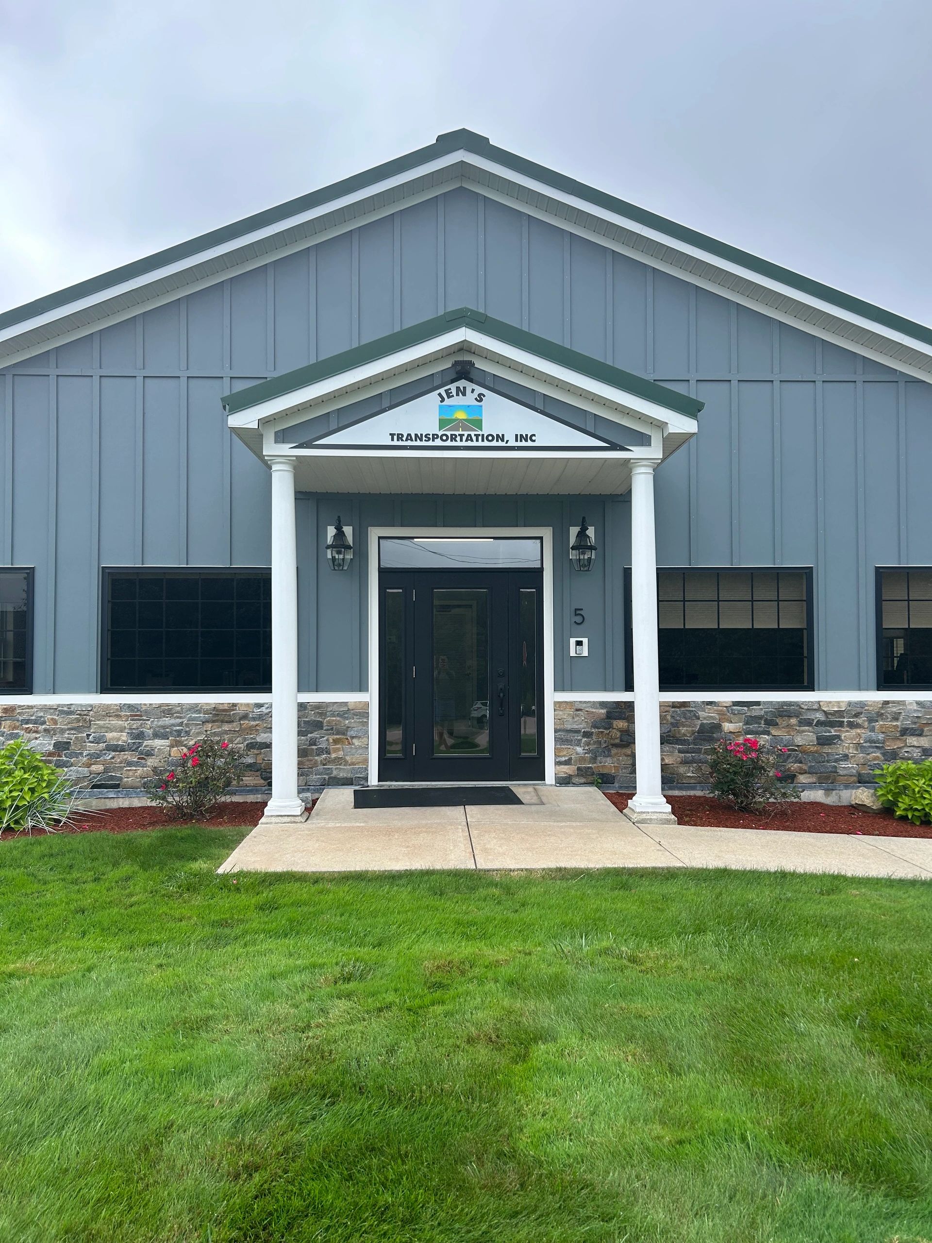 Jen's Transportation - Home