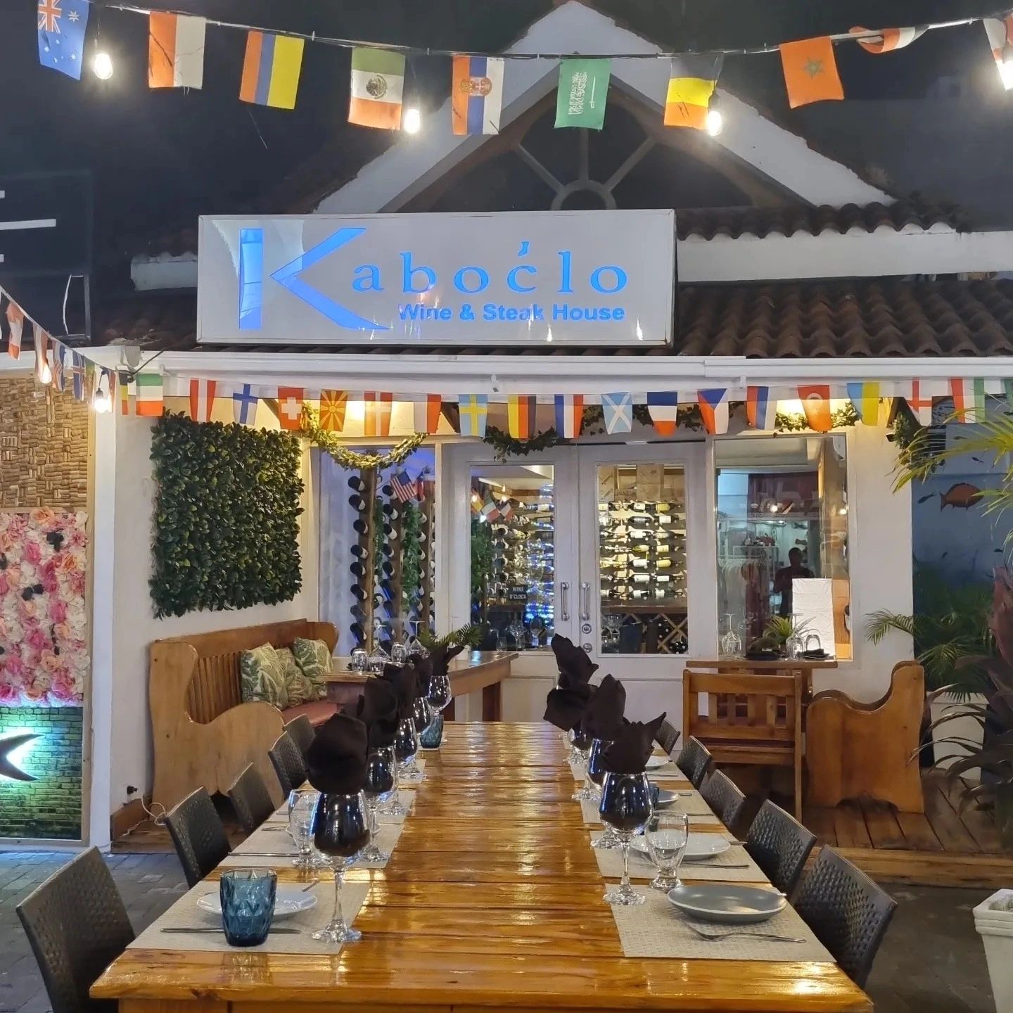 Kaboclo Wine & Steak House