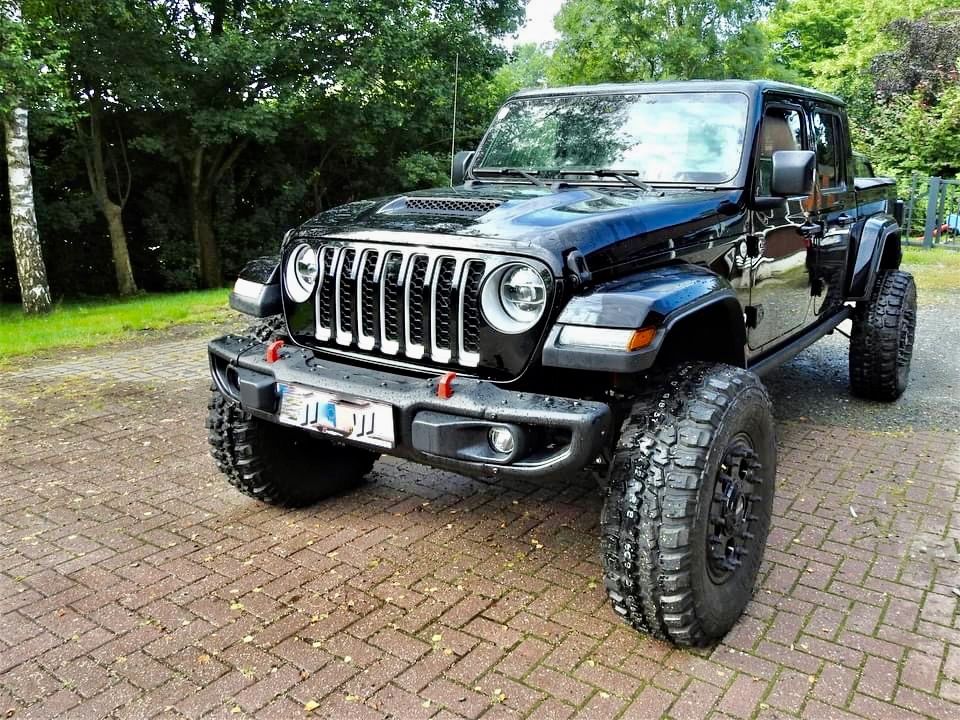 2018-and-newer Jeep Wrangler and 2020-and-newer Jeep Gladiator Portal ...