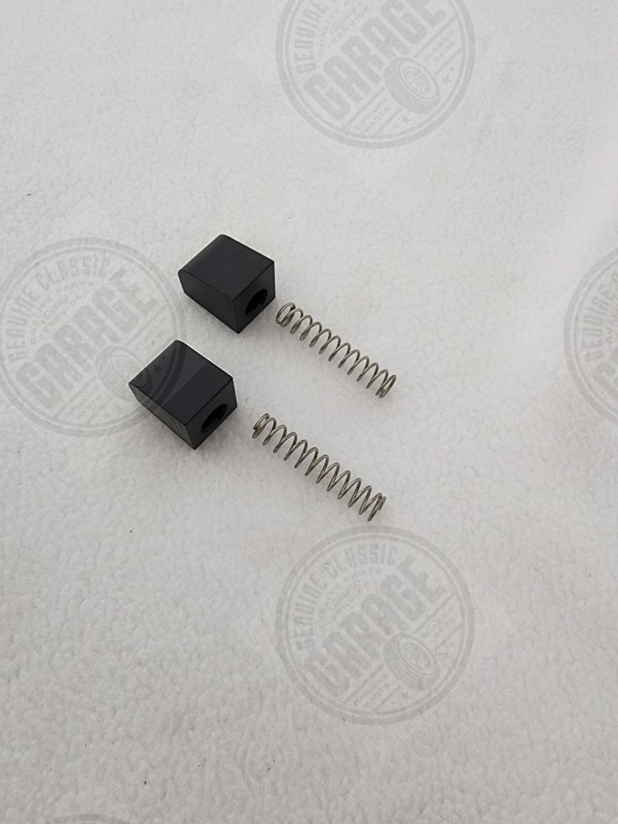 1955-57 Chevrolet Nomad Tailgate Wedge Blocks w/Springs