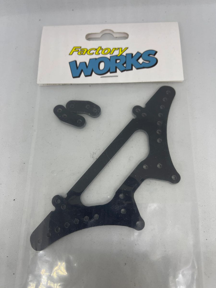 2108 RC10B4 oval rear shock tower *requires 2162 aluminum mount.