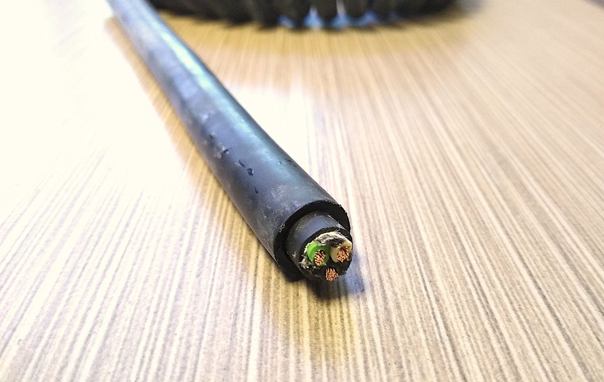 PCE163 - Power Coiled Cord 16 Gauge with 3 Conductors - No Shield