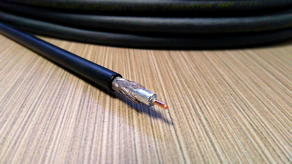 CS-195 - Low Loss Flexible, Outdoor Rated Coax Cable Double Shielded w ...