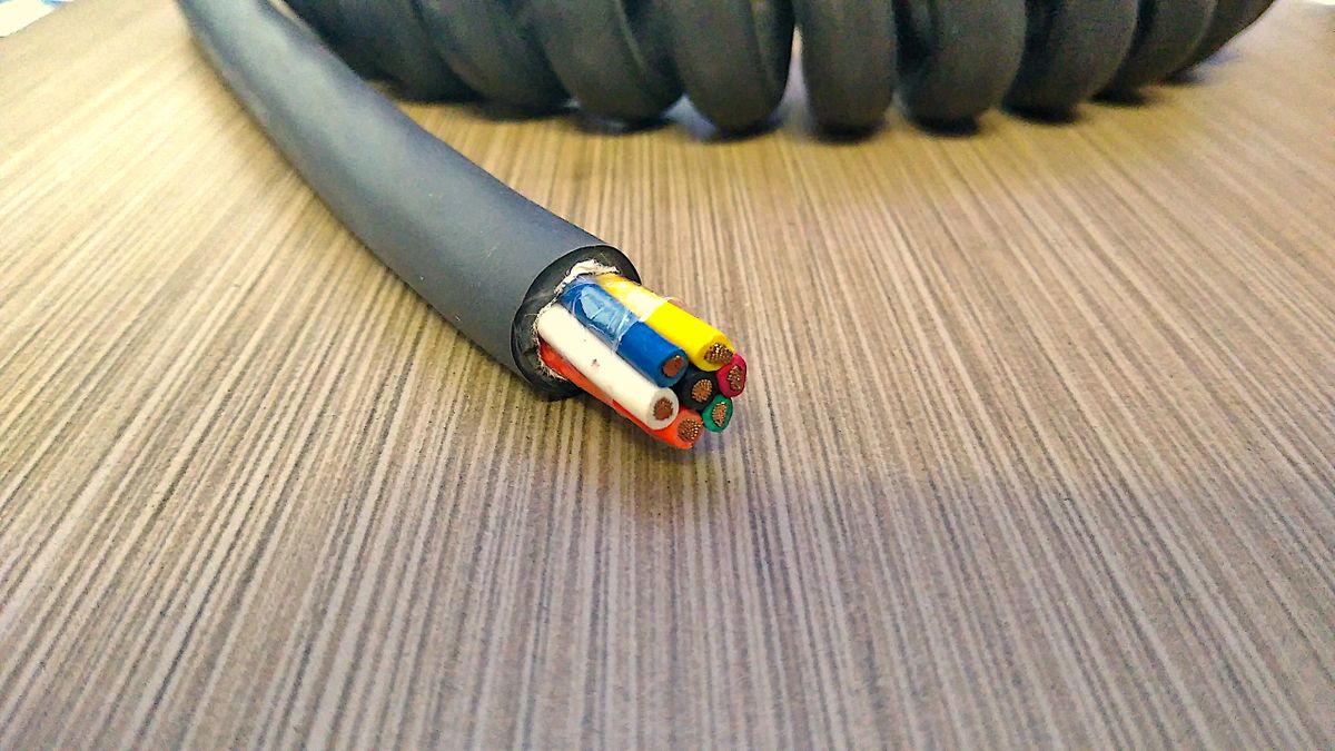 PCO167 - Power Coiled Cord 16 Gauge with 7 Conductors - No Shield - 600 ...