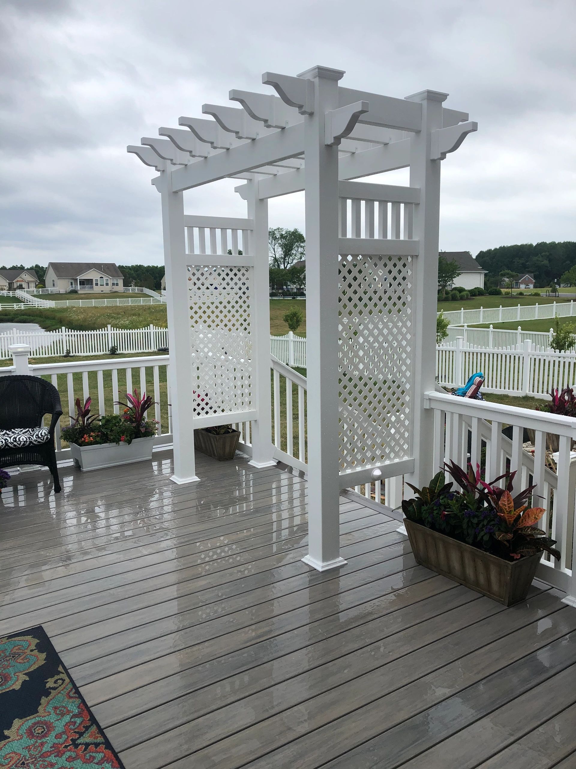 Deck Builder, Deck Contractor - Decks Unlimited - Milford, Delaware