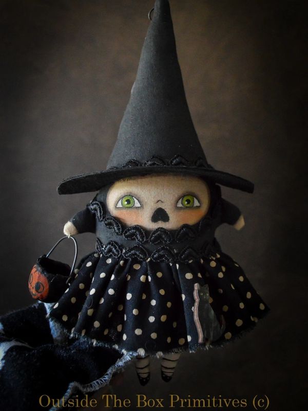 Primitive Folk Art - Collectible Dolls