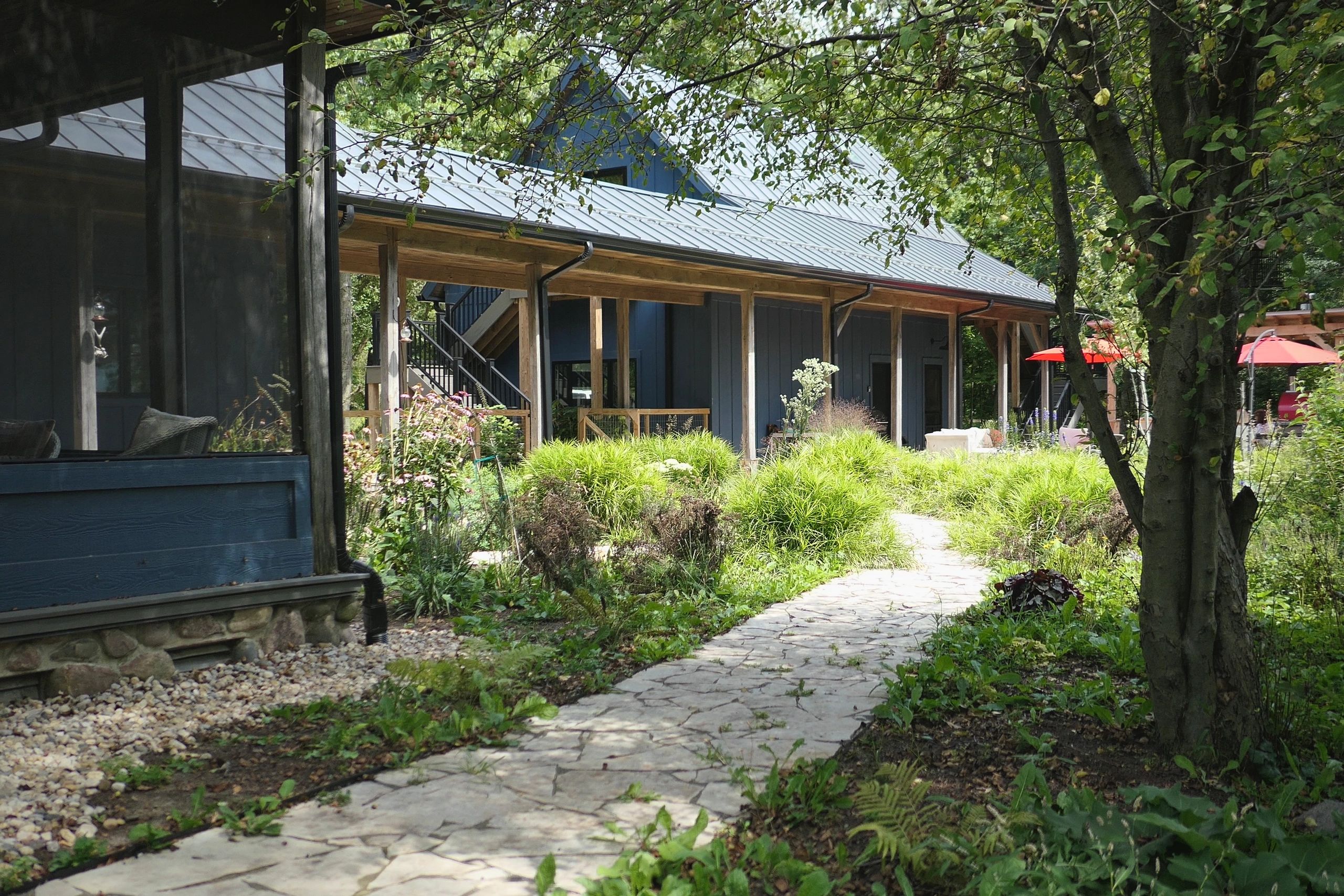 STAYS | The Blue Farm LLC