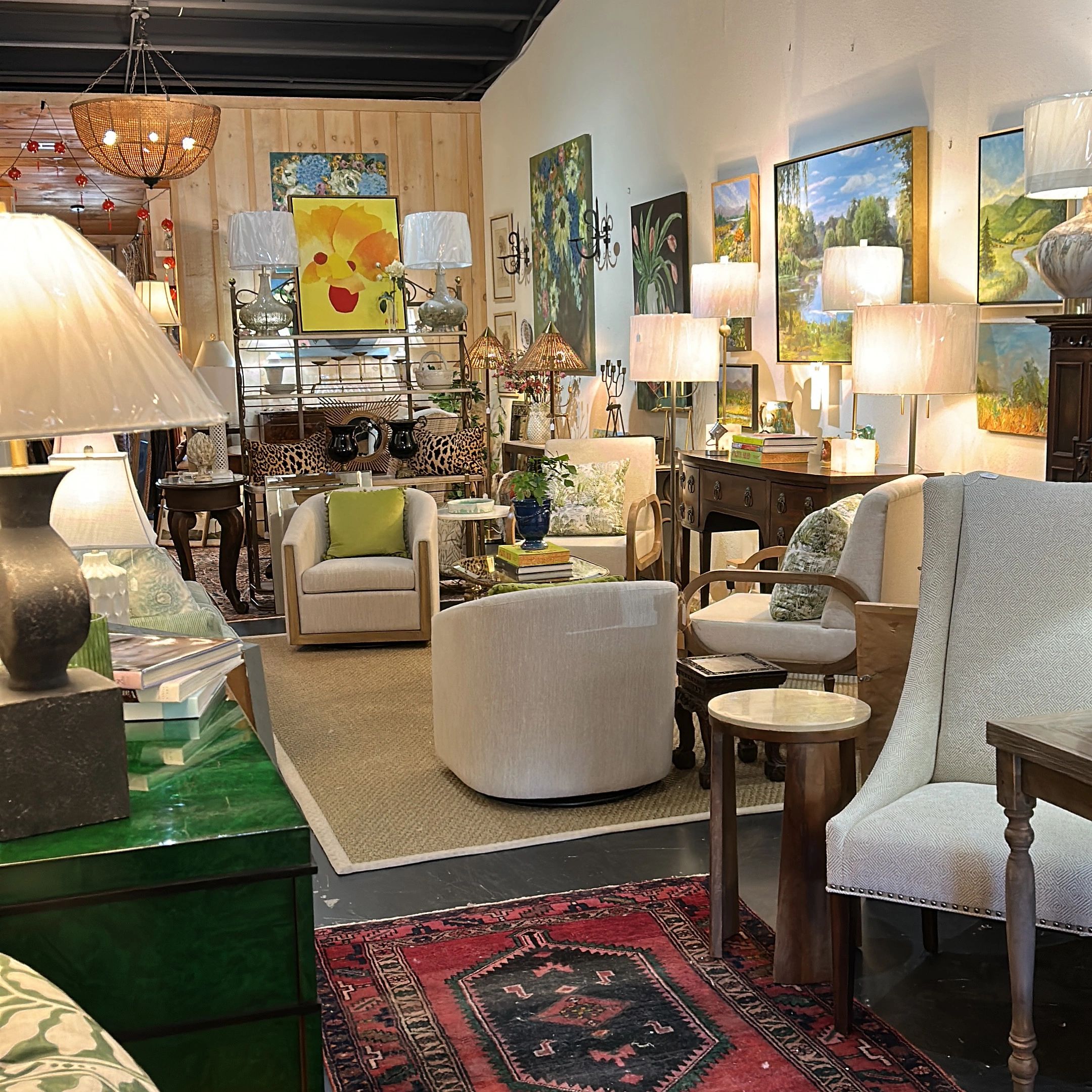 Full House Gallery