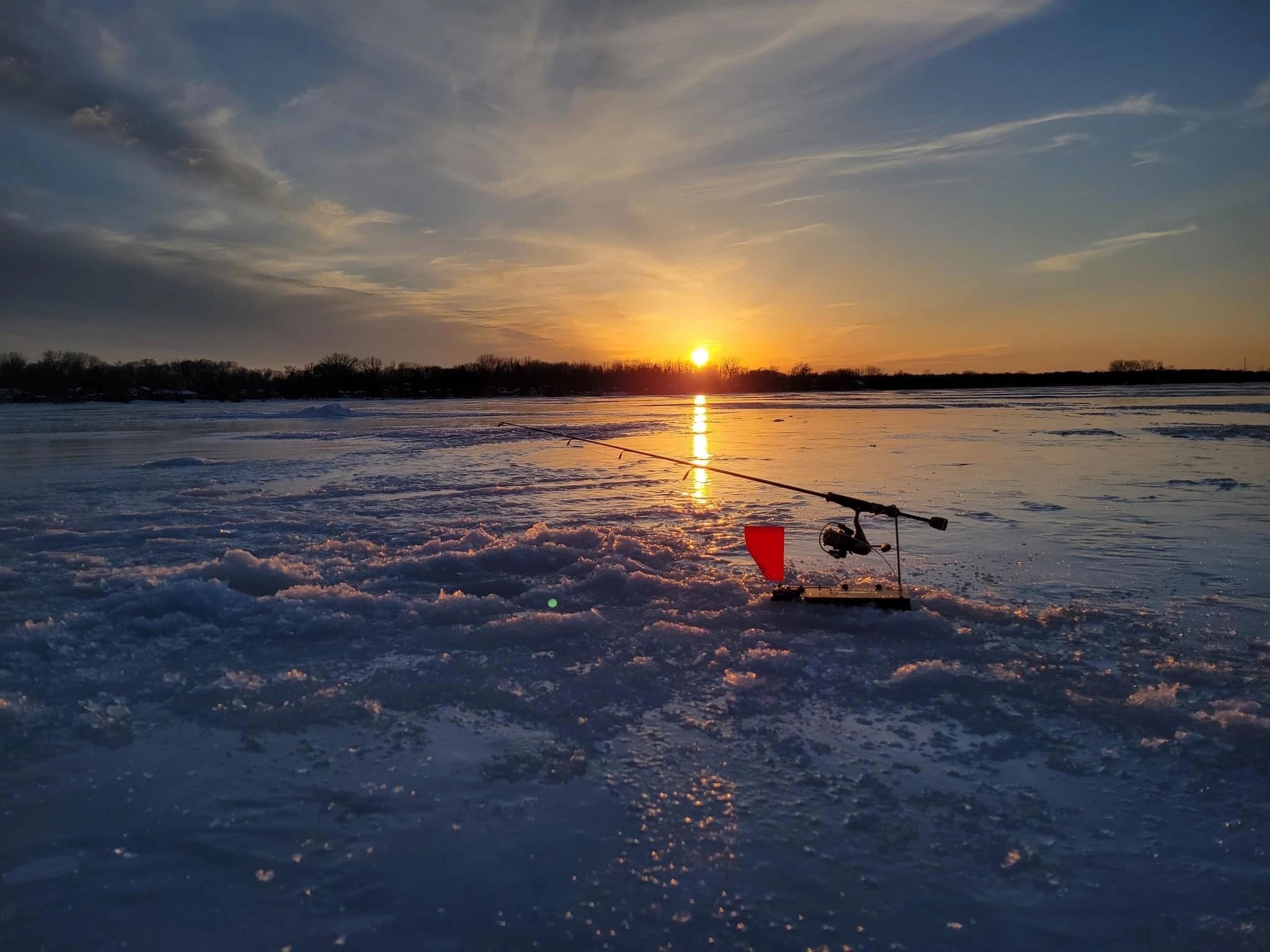 Finicky Fooler: Quality Ice Fishing Products
