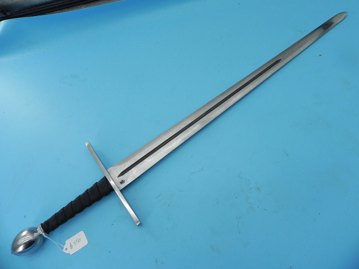 Arming Sword With Egg Pommel, Flat Guard